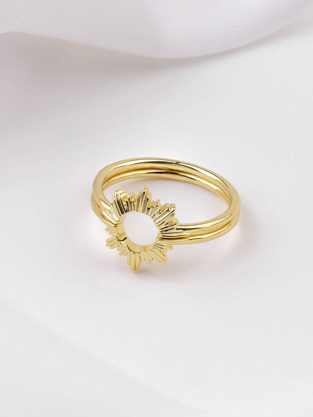 Sunseeker Gold Necklace | Wanderlust + Co