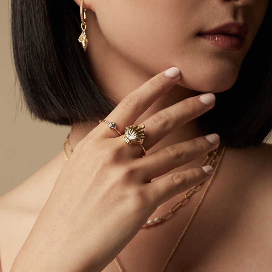Sundaze Shell Gold Locket Ring | Wanderlust + Co